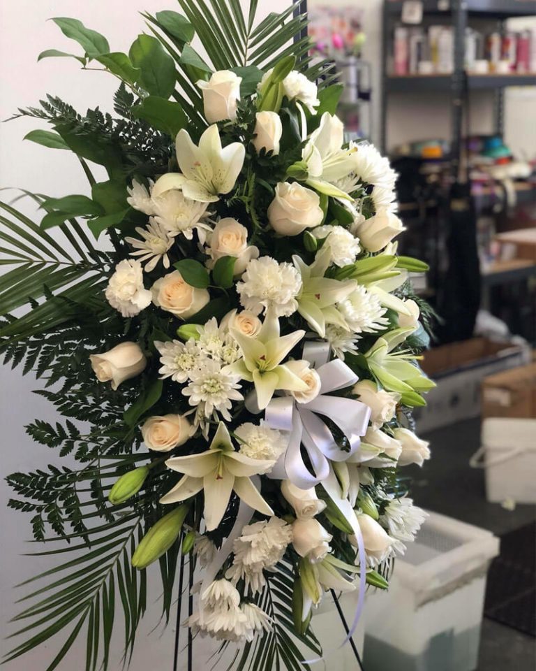 Funeral Spray – Purple Violet